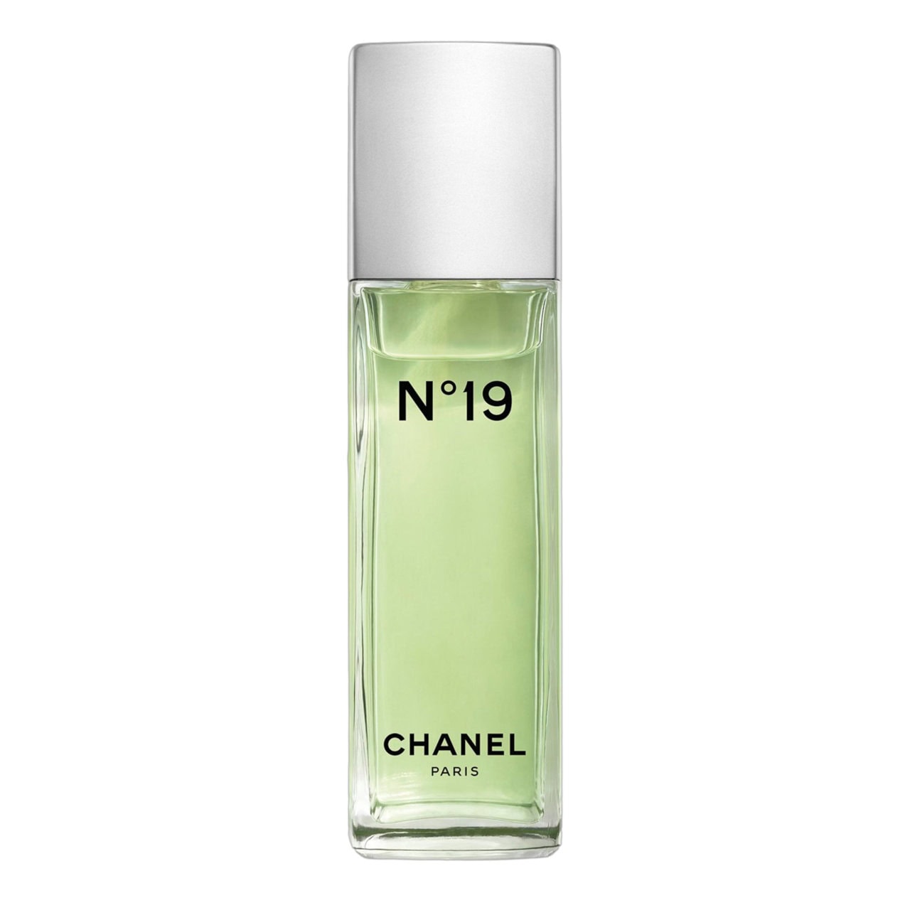 Chanel No 19 Collection Review: Green & Powdery Feminine-Chic | Viora ...